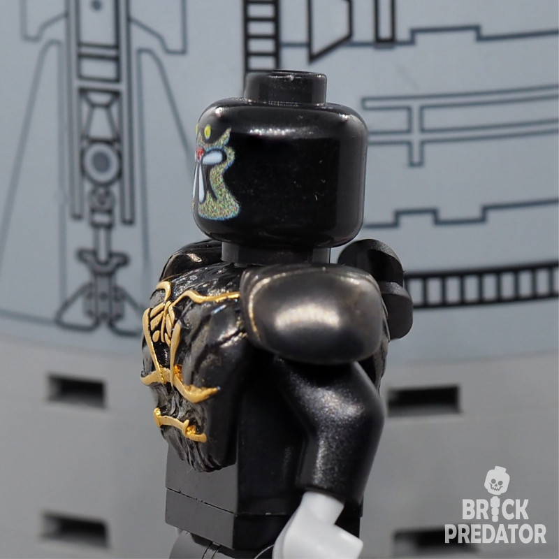Fugitive Predator Armor Gold metal part for custom minifigures Yautja